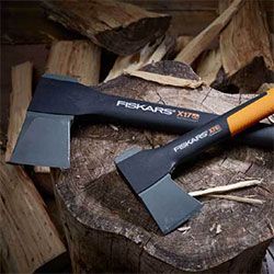 Сокири Fiskars - Купити у Офіційного Дилера Фіскарс в Україні